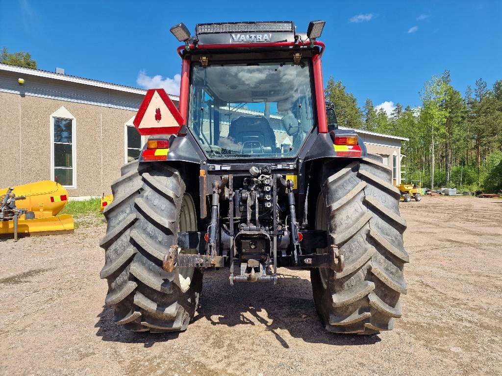 Valtra A95 Autocontrol - Tractors - Agriculture - Construction ...