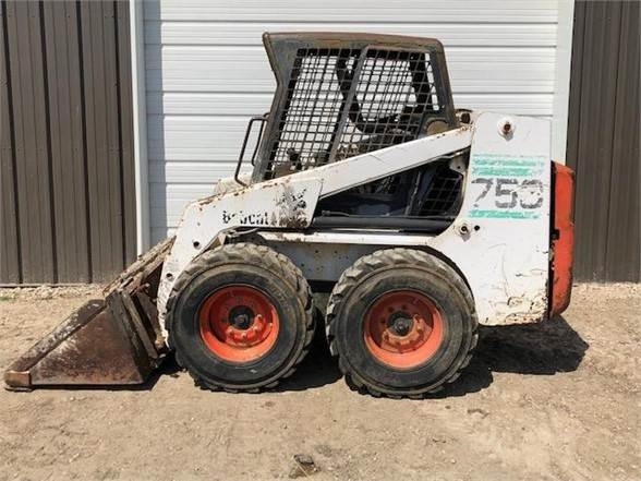 Bobcat 753