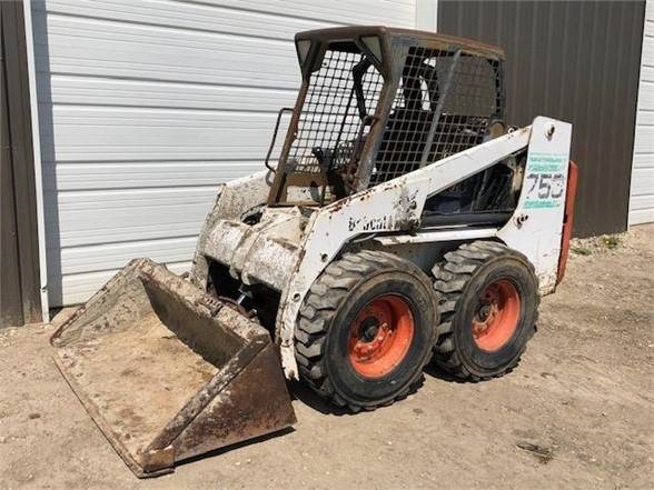 Bobcat 753