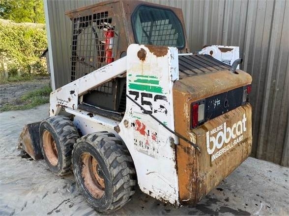 Bobcat 753