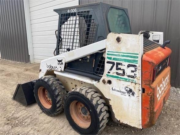 Bobcat 753