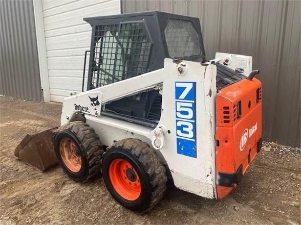 Bobcat 753