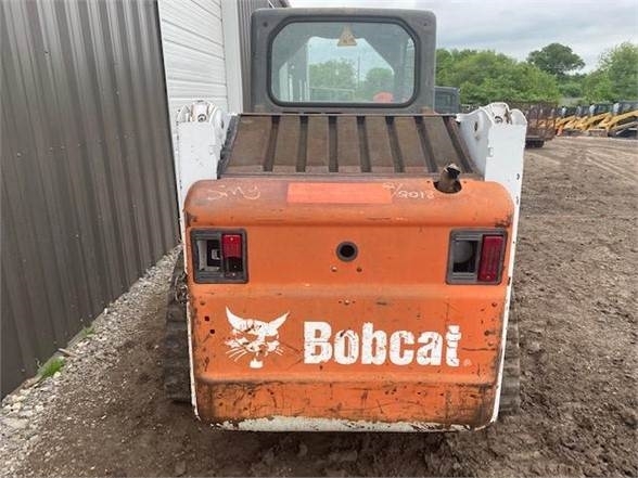 Bobcat T180