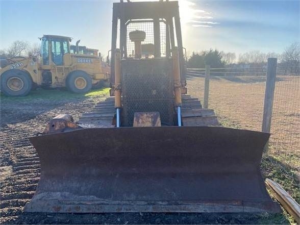 Case 850B