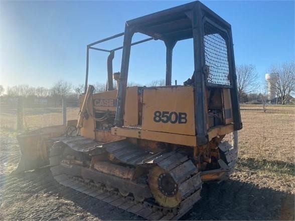 Case 850B