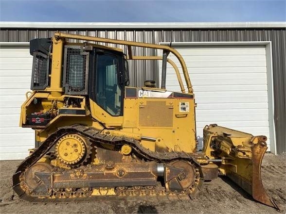 CAT D5M XL