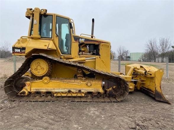 CAT D6N LGP