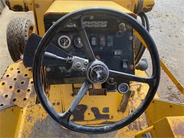John Deere 210LE
