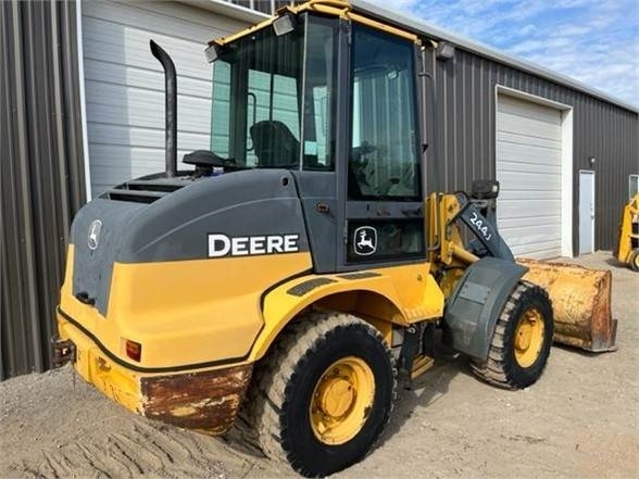 John Deere 244J