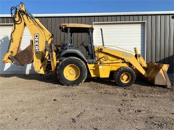 John Deere 710G