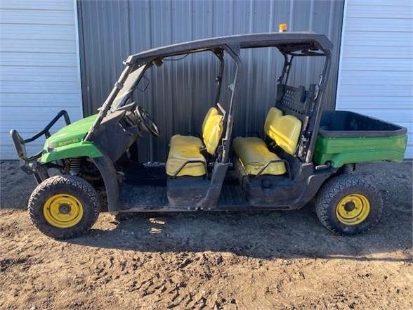 John Deere GATOR XUV 550 S4