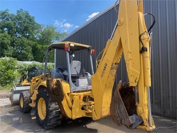 Komatsu WB140