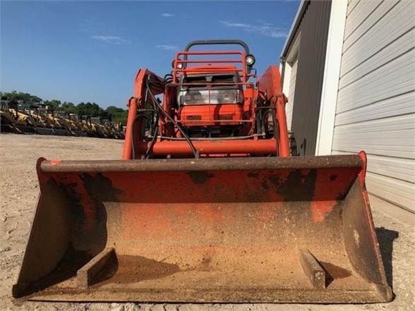 Kubota L3600