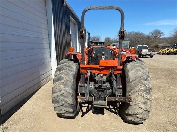 Kubota M4700