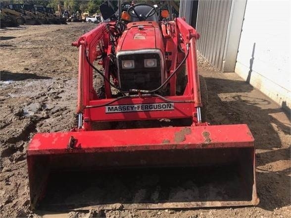 Massey Ferguson 1230