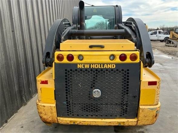 New Holland L228