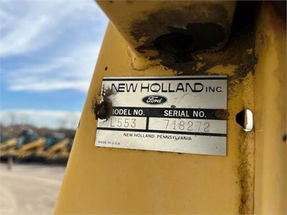 New Holland L553