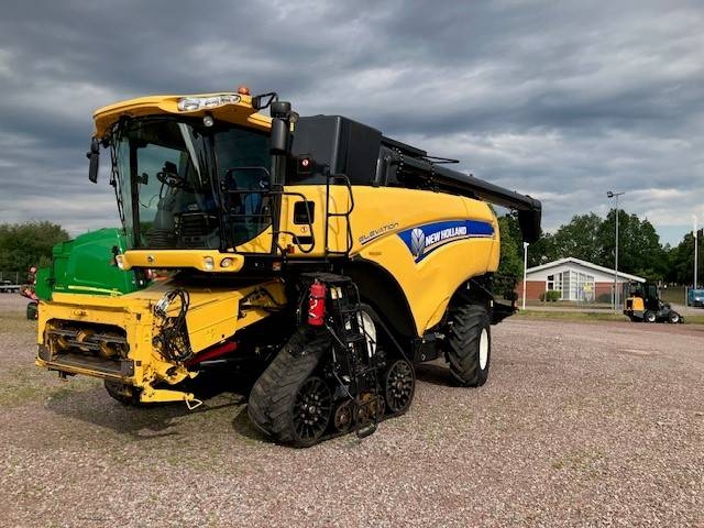 New Holland CX 8080 Elevation - Skördetröskor - Lantbruk - Begagnade maskiner
