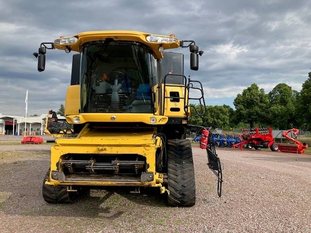 New Holland CX 8080 Elevation - Skördetröskor - Lantbruk - Begagnade maskiner