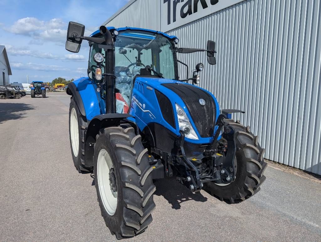New Holland T5.100 EC FL Steg V - Traktorer - Lantbruk - Traktor Nord