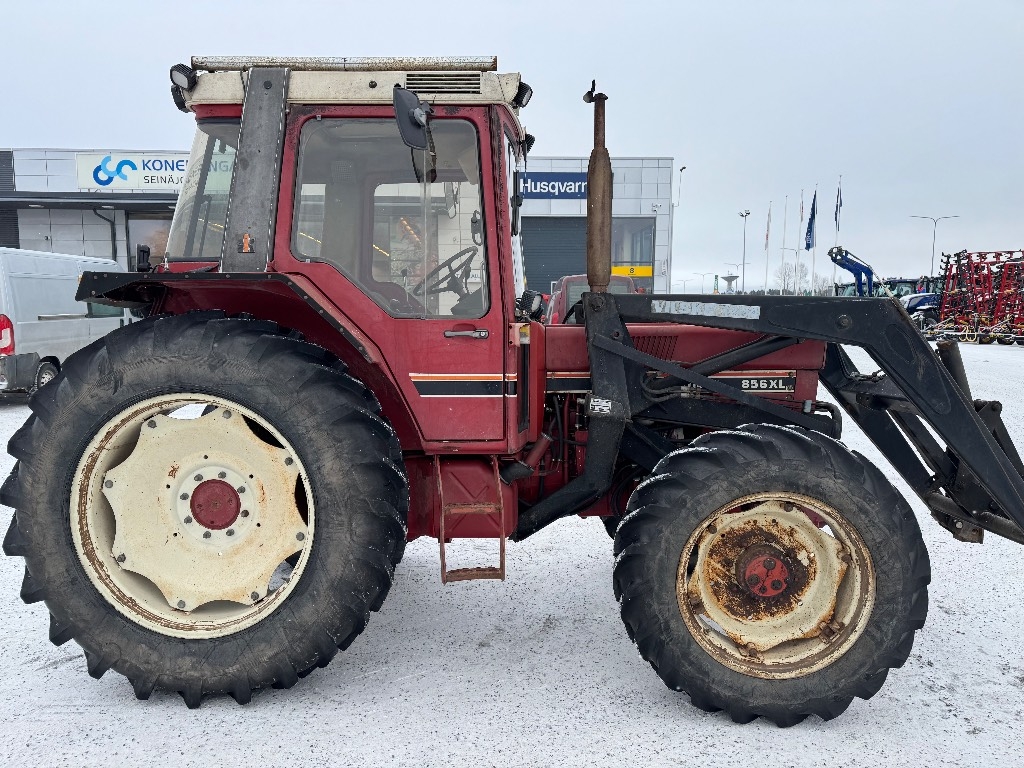 International 856 XL - Traktorit - Maatalous - Agritek-vaihtokoneet