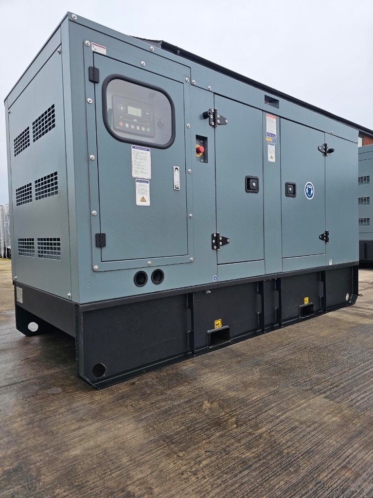Cummins Powered 88kVA WMG88CSC - Diesel Generators - Construction ...