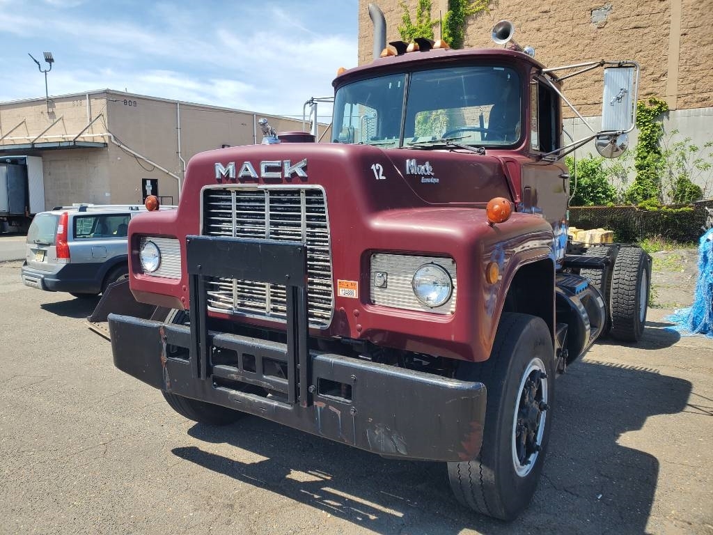 Mack RD 690 P