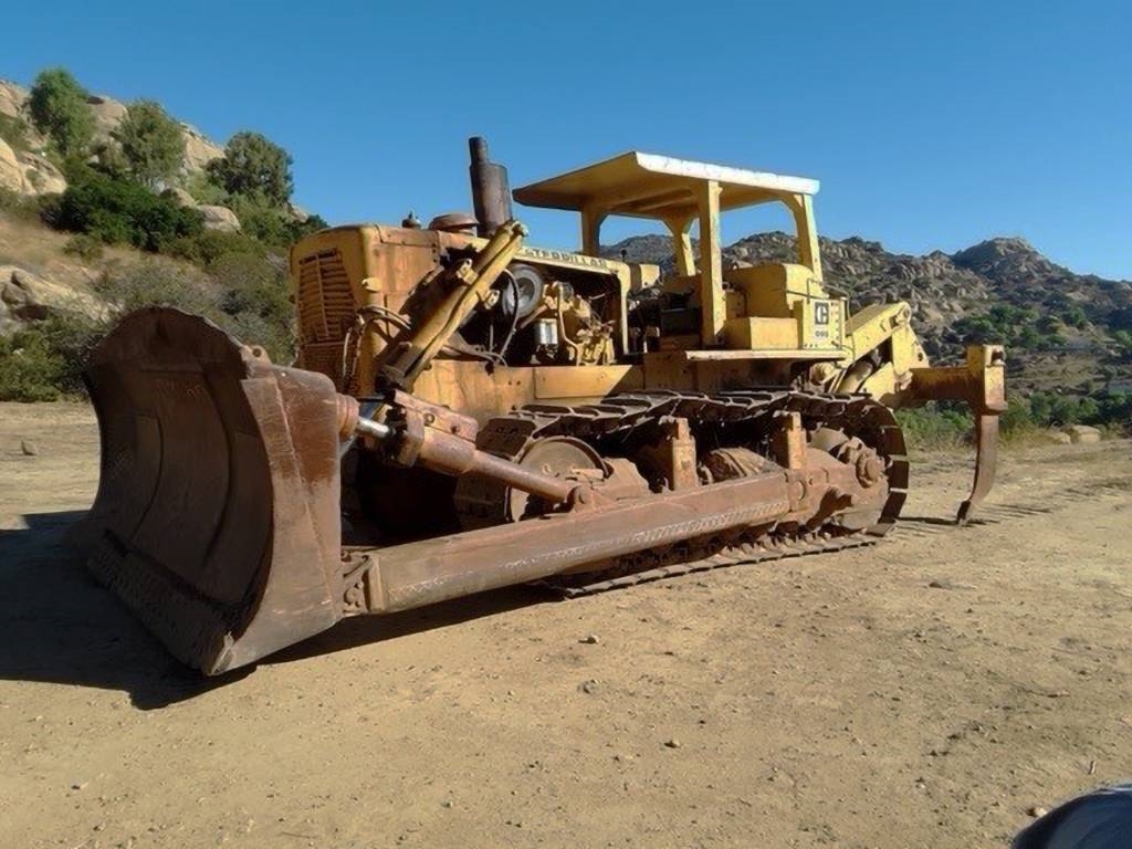 CAT D 9 G