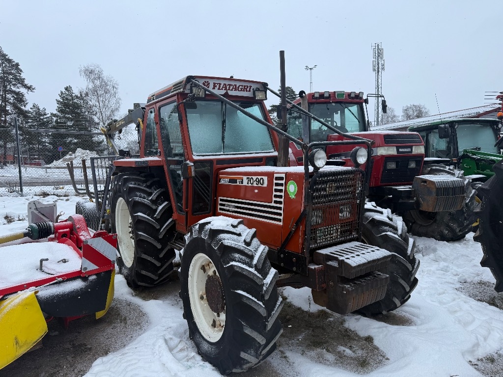 Fiat 70-90DT med skogsvagn! - Traktorer - Lantbruk - Traktor Nord