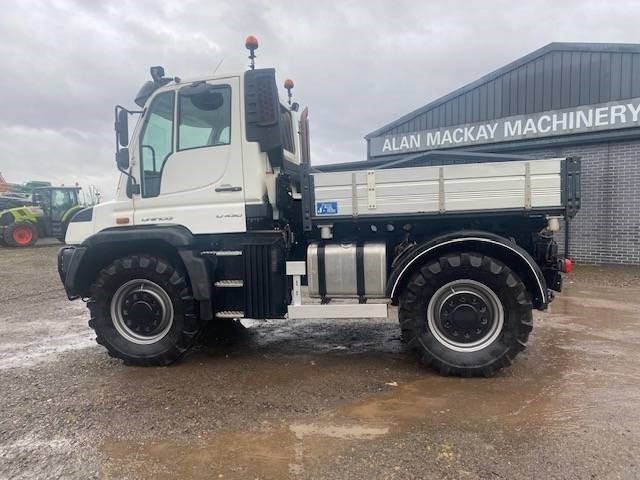 Mercedes-Benz UNIMOG - Tipper trucks - Transportation - Alan Mackay