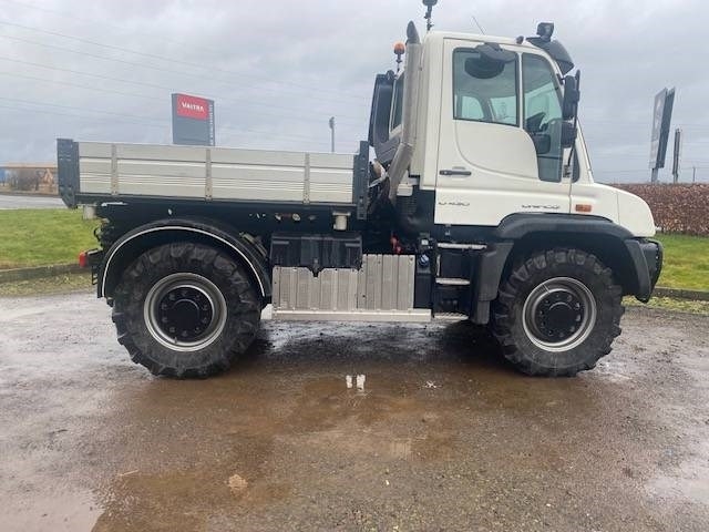 Mercedes-Benz UNIMOG - Tipper trucks - Transportation - Alan Mackay