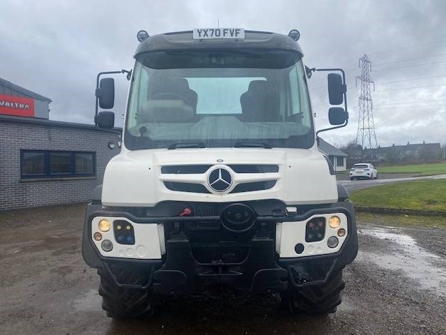 Mercedes-Benz UNIMOG - Tipper trucks - Transportation - Alan Mackay
