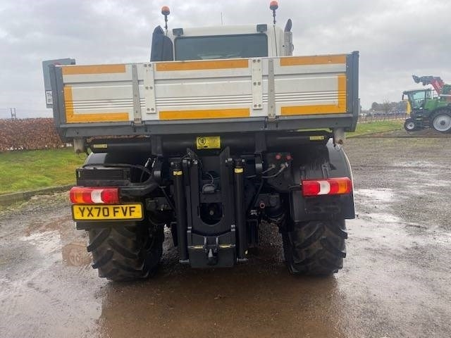 Mercedes-Benz UNIMOG - Tipper trucks - Transportation - Alan Mackay