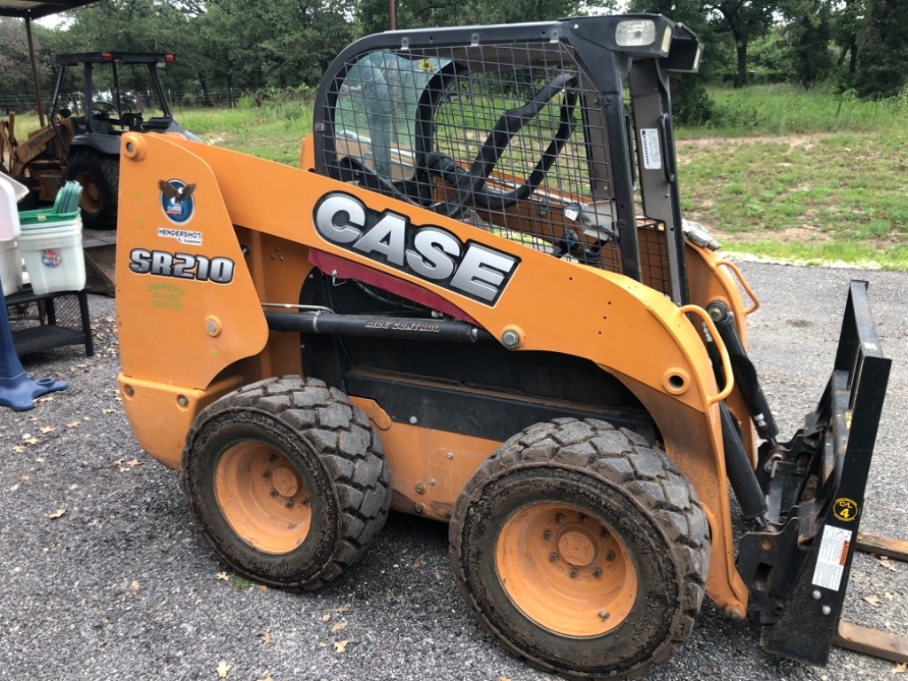 Case SR 210