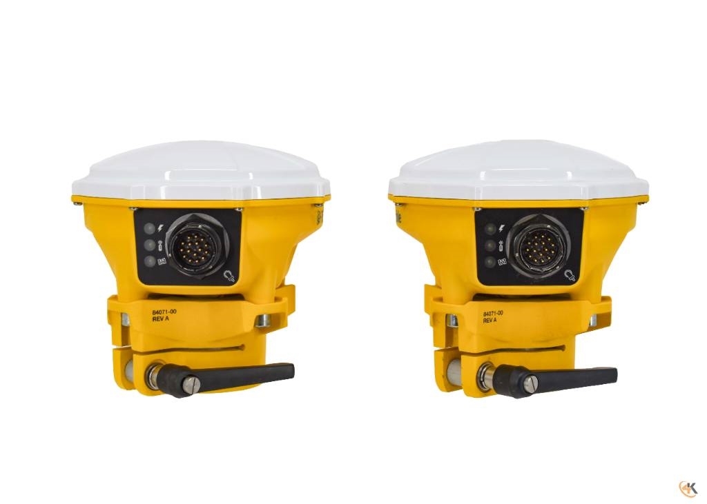 Trimble Earthworks GPS Excavator TD520, Dual MS975, SNR930