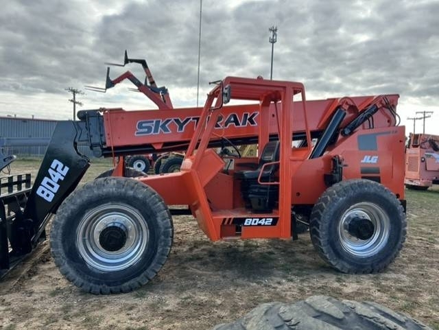 SkyTrak 8042