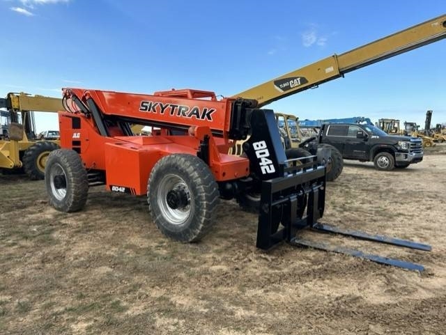 SkyTrak 8042