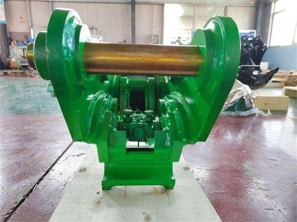 JM Attachments Manual Quick Coupler for Takeuchi TB125, TB135
