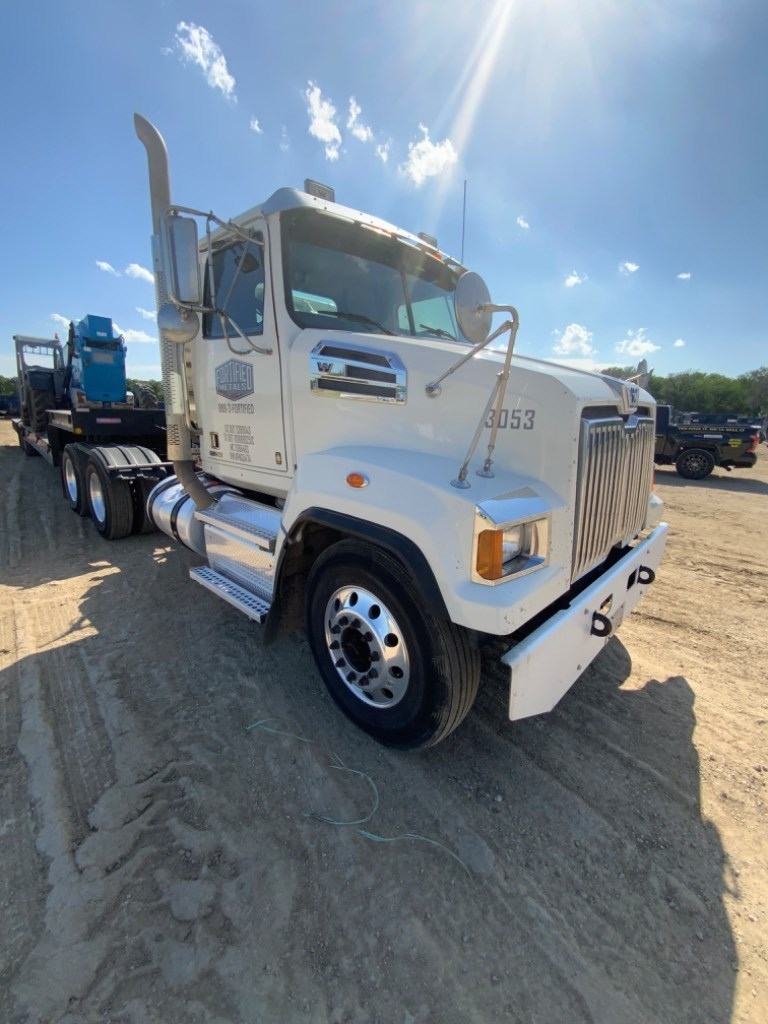 Western Star 4700