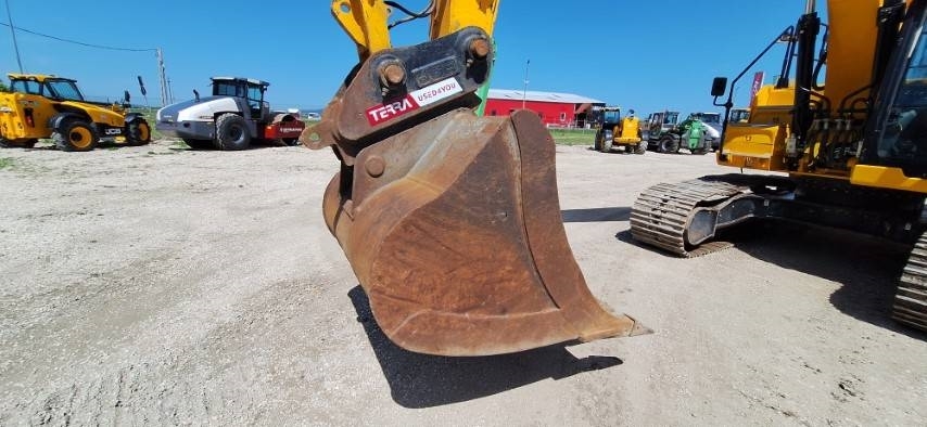 JCB 220X LC - Tracked excavators - Construction - Terra World