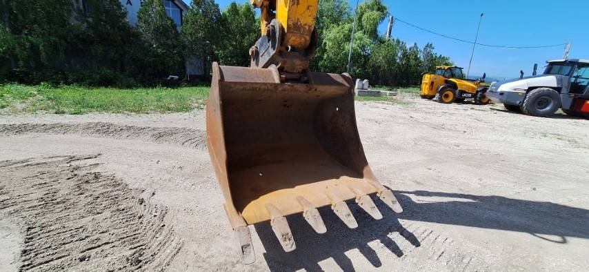 JCB 220X LC - Tracked excavators - Construction - Terra World