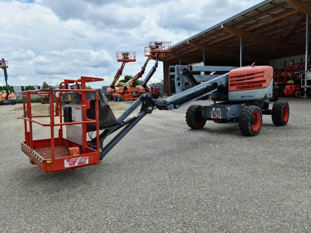 SkyAccess AG: Occasions- Arbeitsbühnen von namhaften Herstellern.