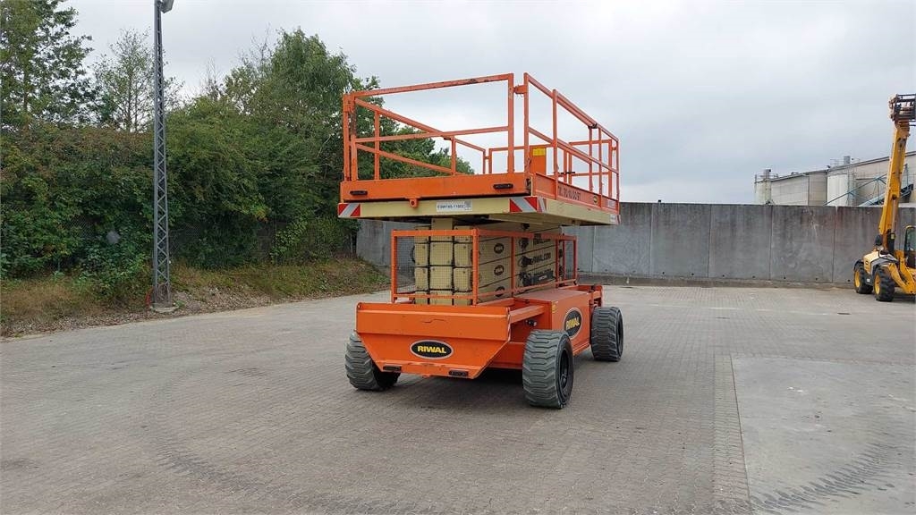 Holland Lift B165EL25 - Scissor Lifts - Construction Equipment - Boels