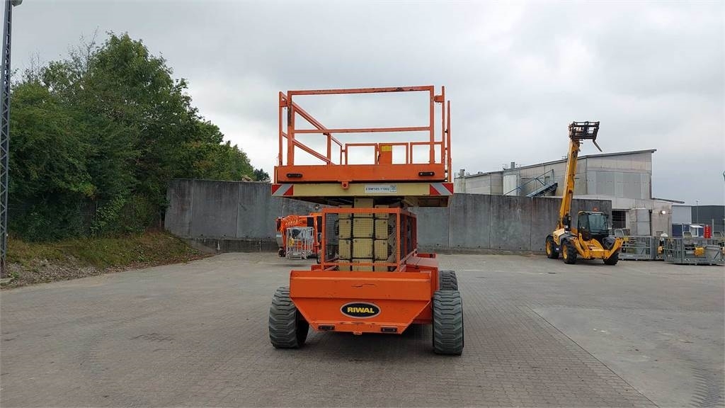 Holland Lift B165EL25 - Scissor Lifts - Construction Equipment - Boels