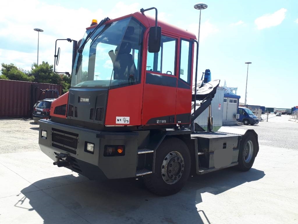 Terminal tractors - Material handling equipment - Kalmar Used Machines