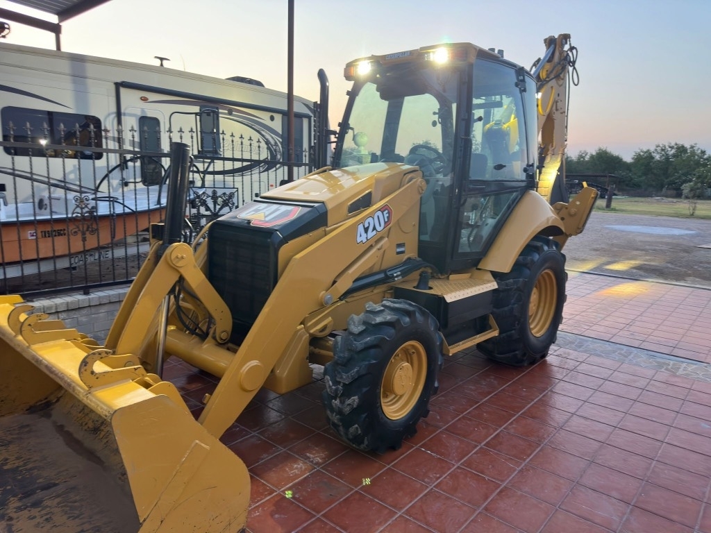 CAT 420 F
