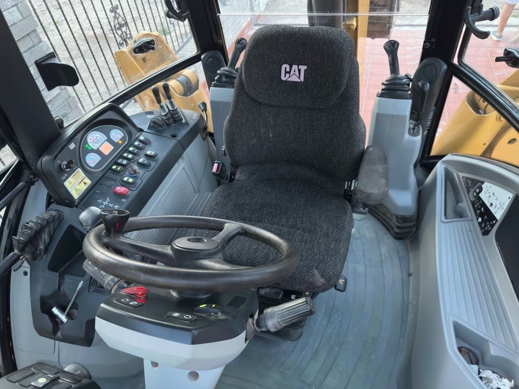 CAT 420 F