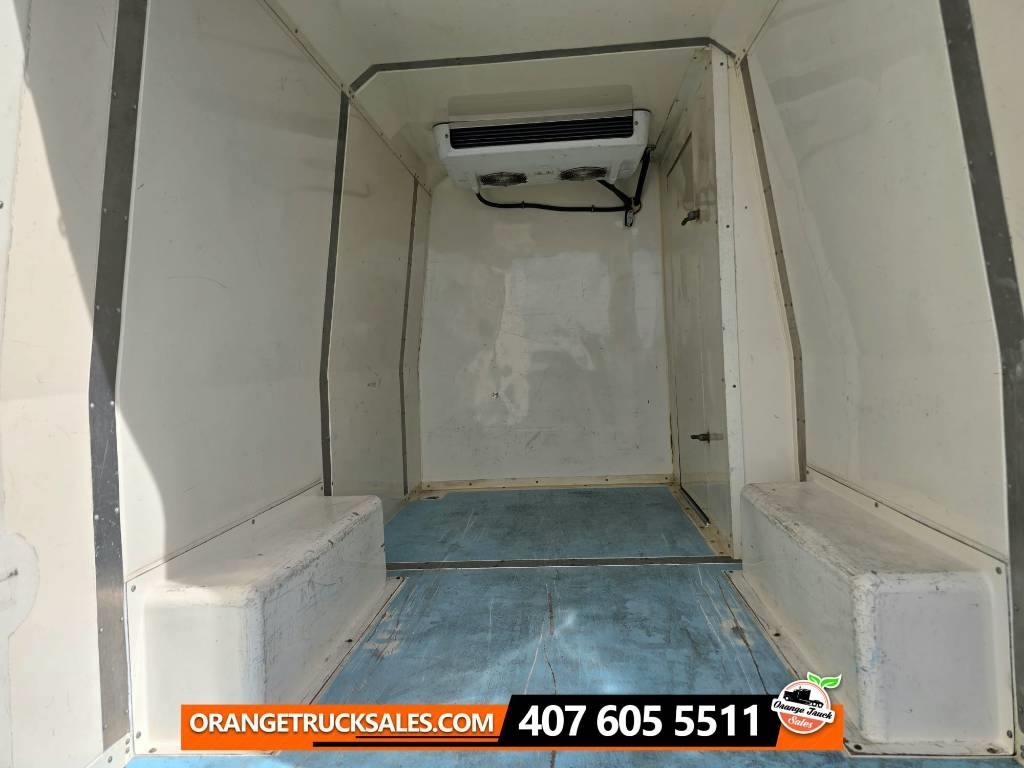 Freightliner Sprinter 2500