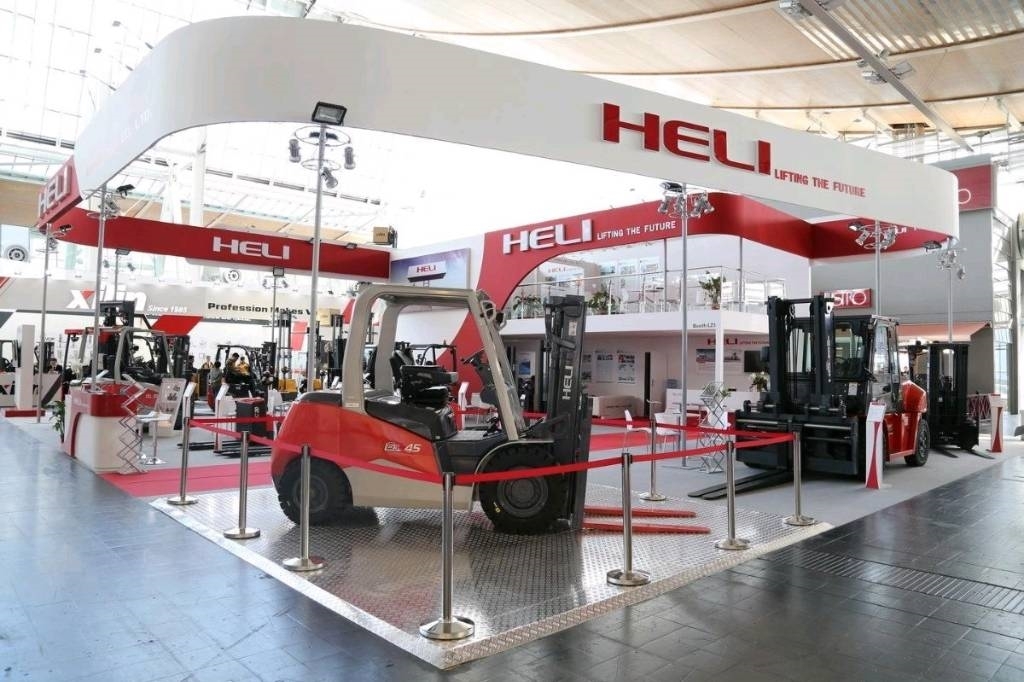 Heli CPCD 50 - Dieseltrukit - Materiaalinkäsittely - Käytetyt koneet ...