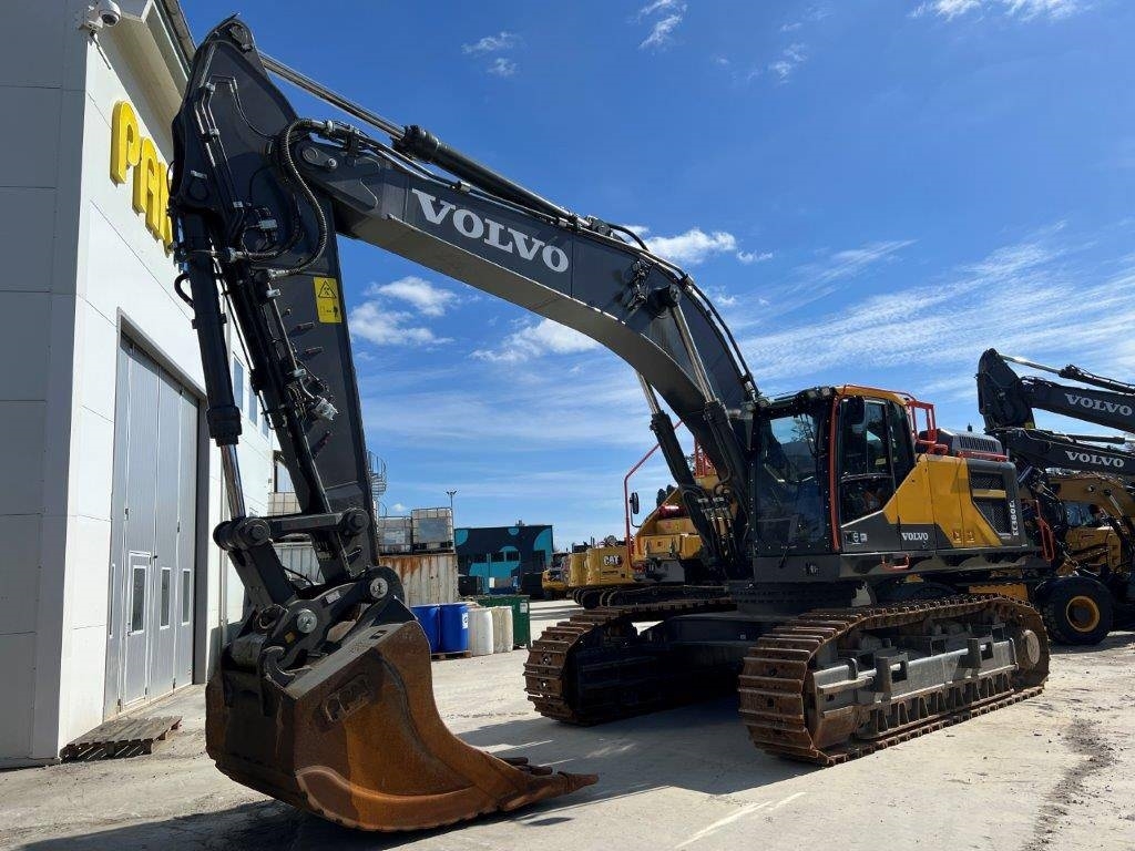 Buy Used Volvo EC380EL Crawler Excavator for sale in Stockholm, Sweden ...